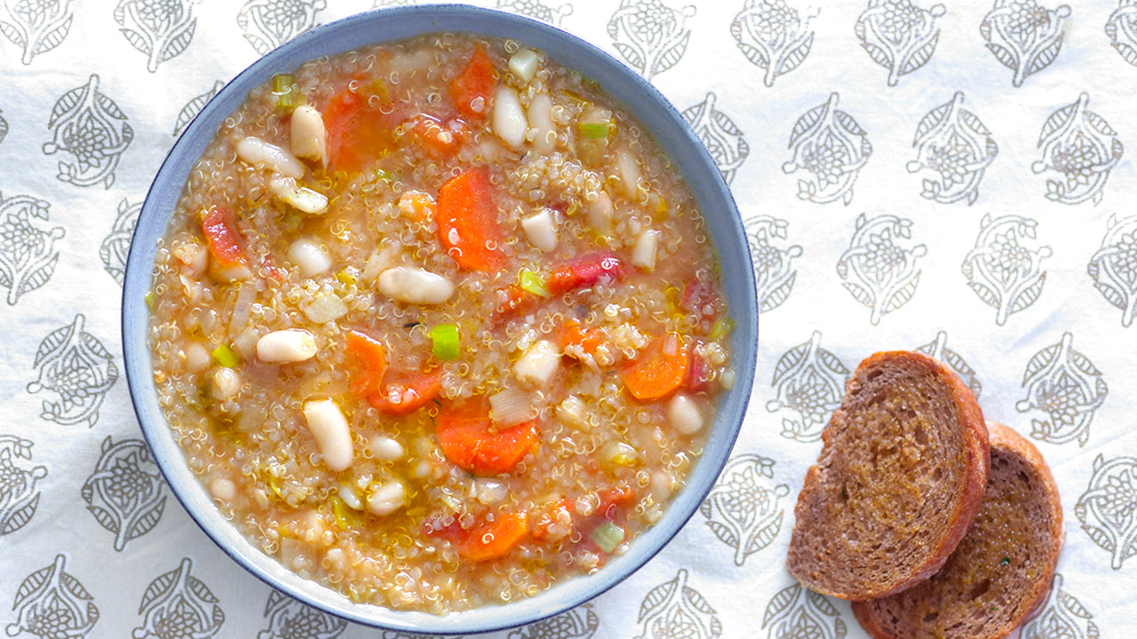 Recette de quinoa aux haricots blancs en vidéo - Pankaj blog